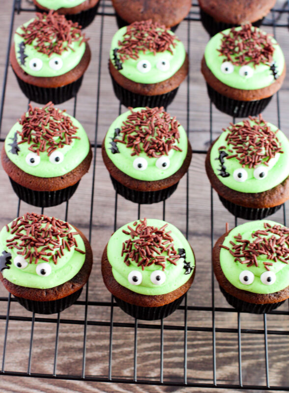 Foodieaholic | Frankenstein Monster Cupcakes: A Spooky Delight for ...