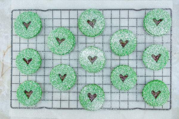 Foodieaholic | Whisk Away Your Inner Grinch with Our Delightful Linzer ...